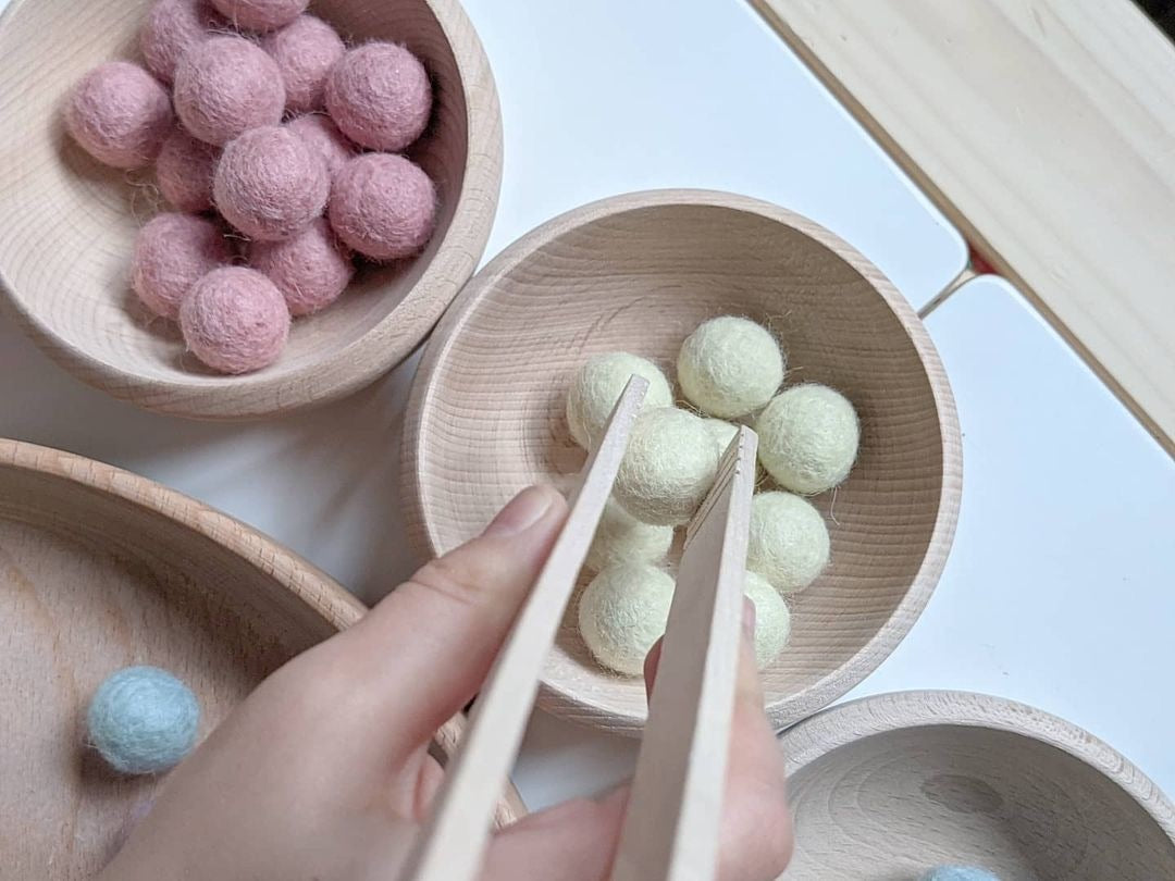 Wooden Tongs – My Treasure Toys